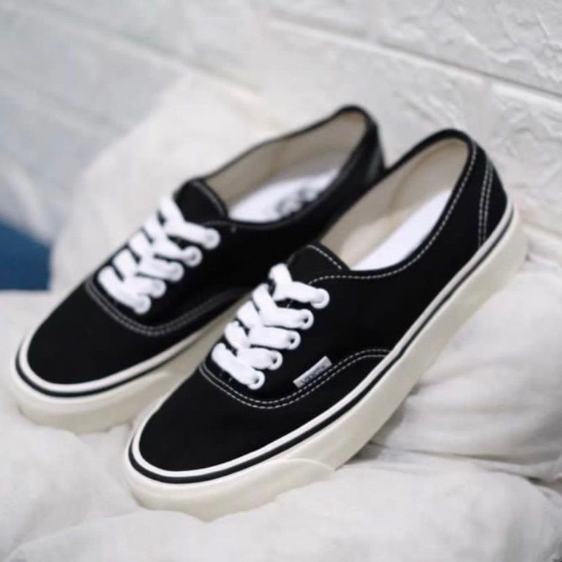 Vans authentic Global | Shopee Malaysia