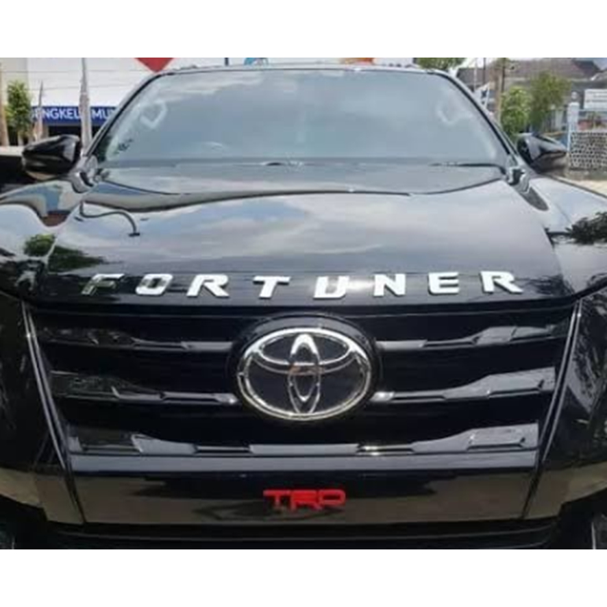 MESIN Fortuner Engine Hood Emblem Toyota Fortuner Engine Hood Emblem ...