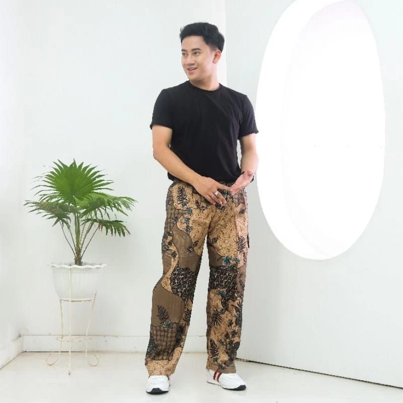 The Latest ROJALI batik Pants 2024 Men's And Women's batik Pants ...