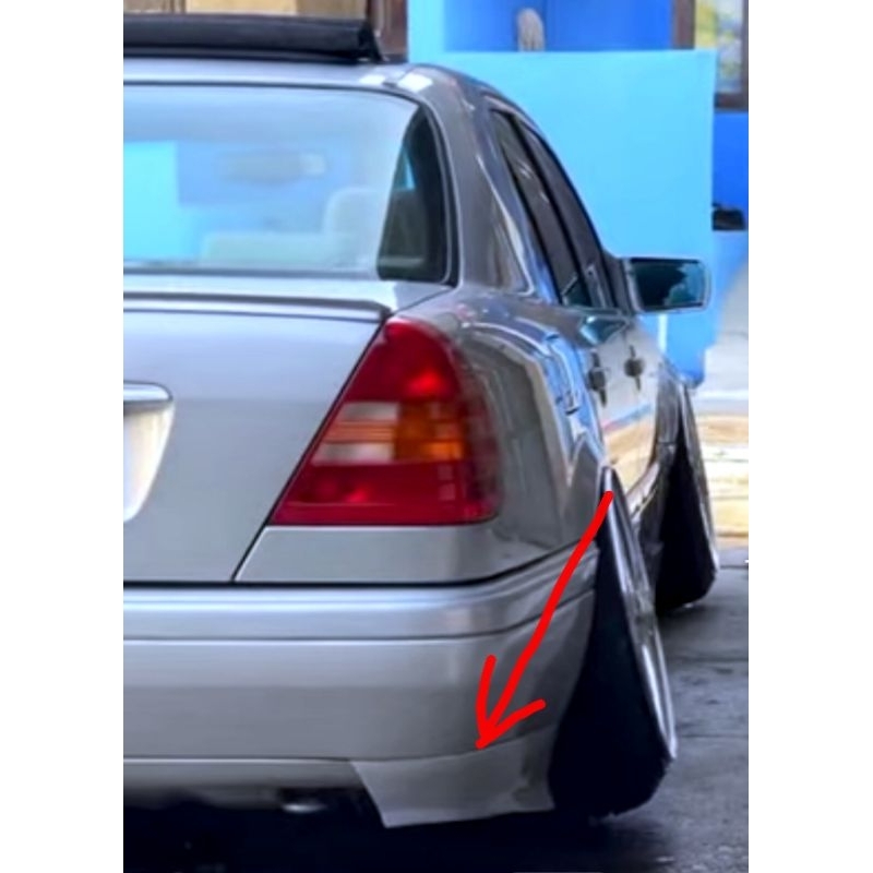 A Pair Of BODYKIT LIPS SWING BUMPER MERCEDES BENZ W202 Can For W124 And ...