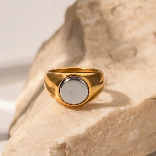 Adora Ring - Stainless Steel (Gold Plated) | Shopee Malaysia