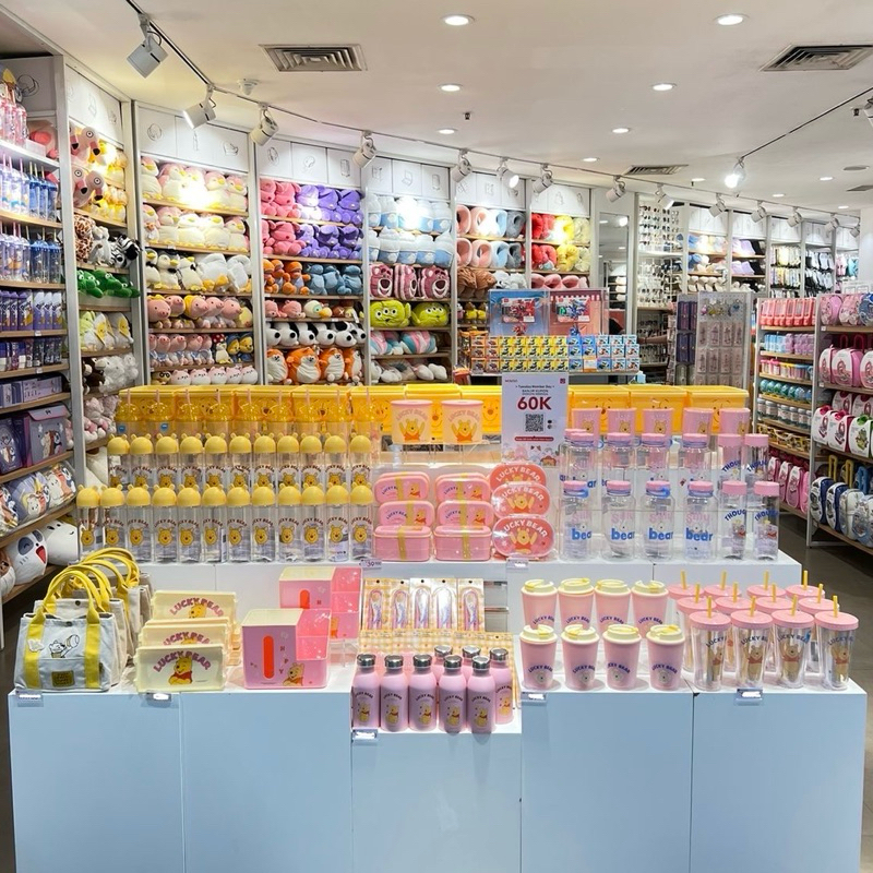 Miniso x DISNEY winnie the pooh COLLECTION/bottle bottle/tumbler winnie ...