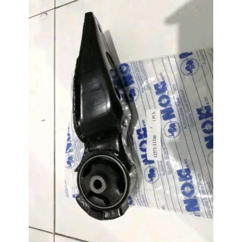 MESIN Engine mounting engine Mount starlet ep80 2E | Shopee Malaysia