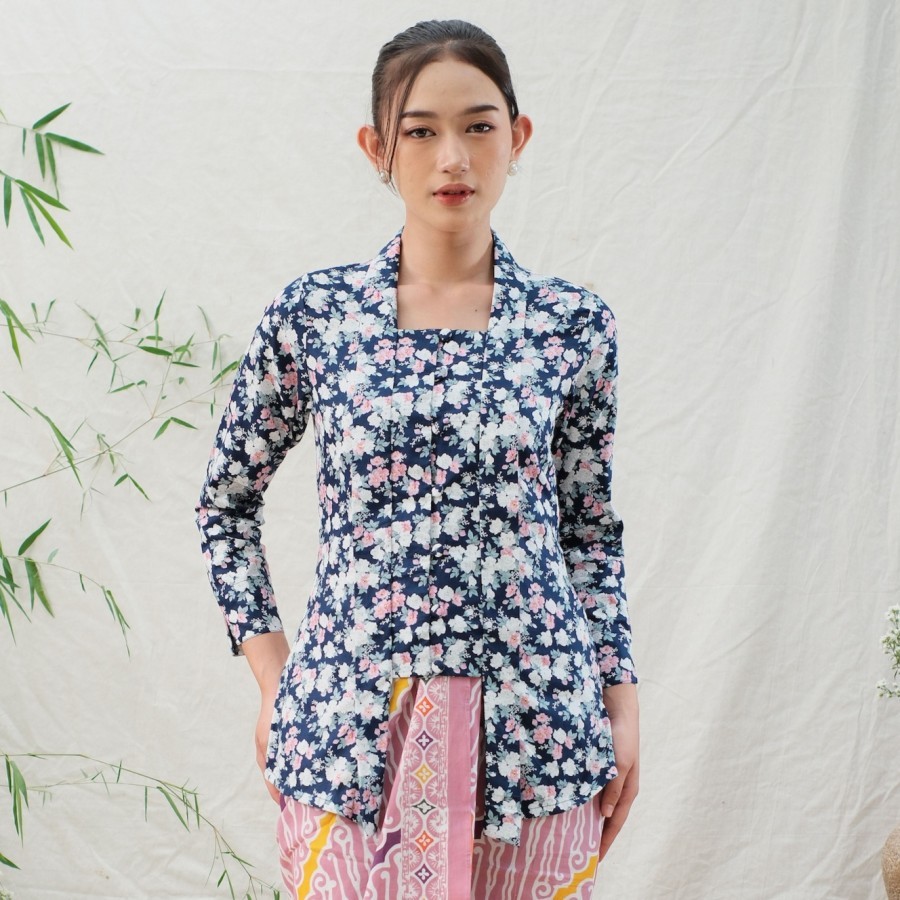 KATUN Kutubaru Kebaya with long sleeves, meradelima, Japanese cotton ...