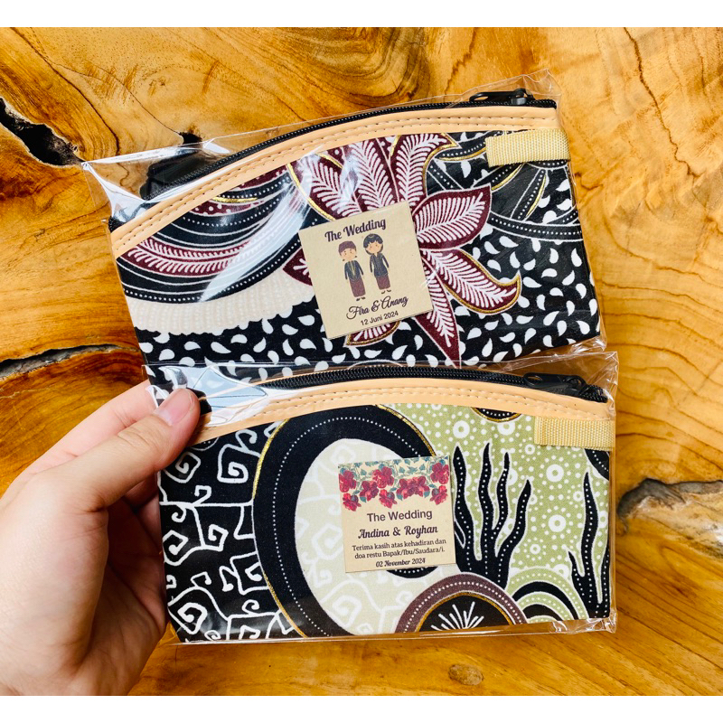 Package of 50 PCS souvenir batik wallet 16x10cm | Shopee Malaysia