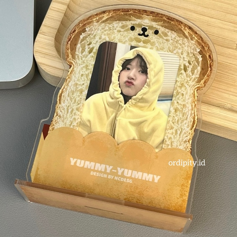 Acrylic STANDEE PHOTOCARD BREAD SHAPE PC BASE CARD KPOP ANIME AESPA RED ...