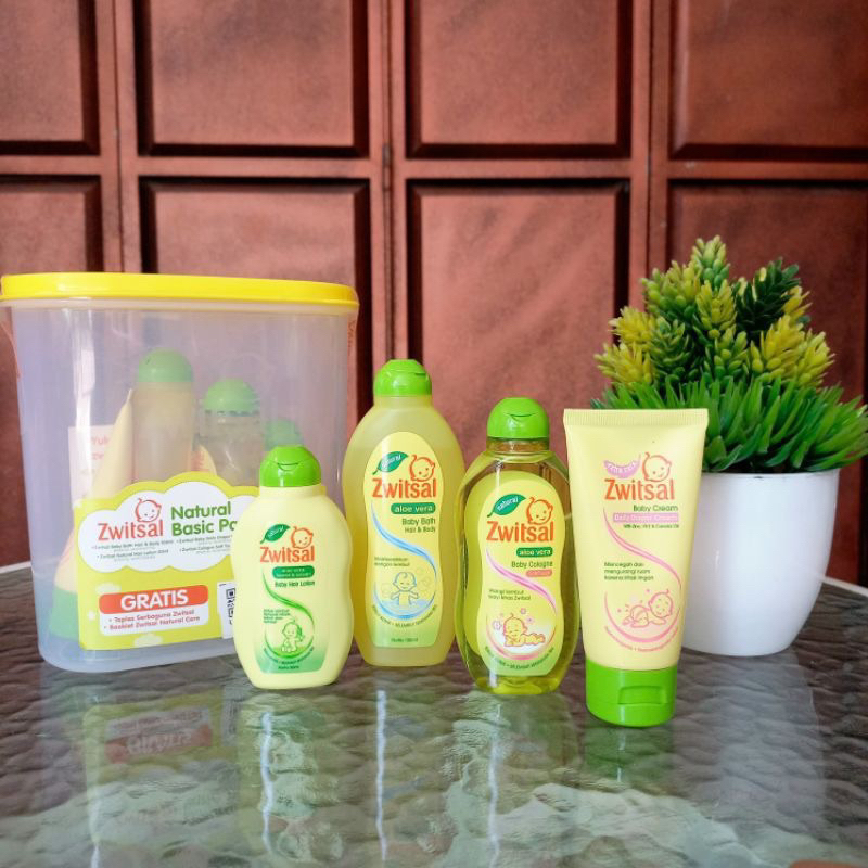 Zwitsal Natural Basic Pack - Baby Care set Zwitsal gift set | Shopee ...