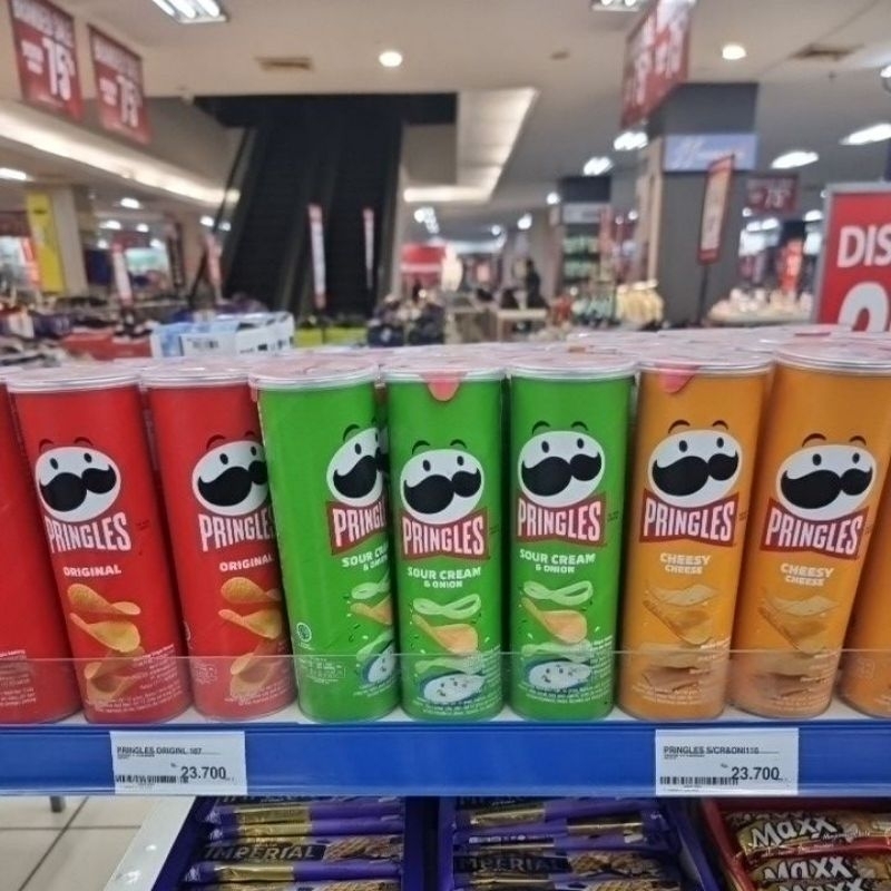 Pringles Sour Cream & Union Snack Supermarket Ramayana Sadang ...