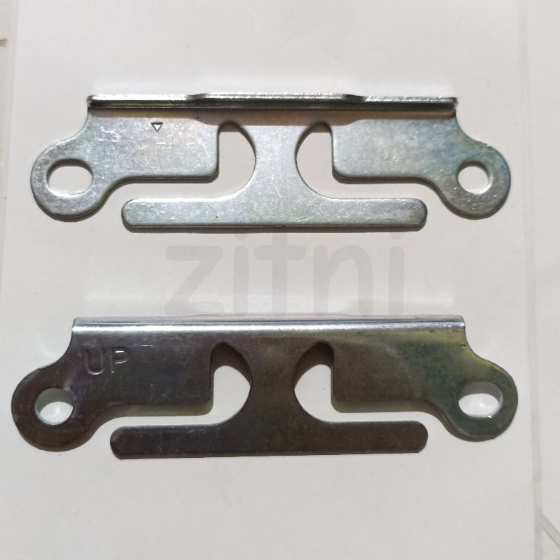 A PAIR of fuel pump locking plate retainers for vario 110 125 150 beat ...