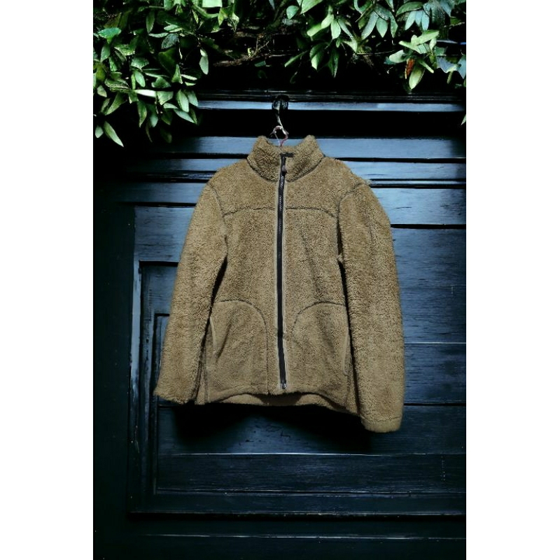 Uniqlo SHERPA Reversible Jacket | Shopee Malaysia