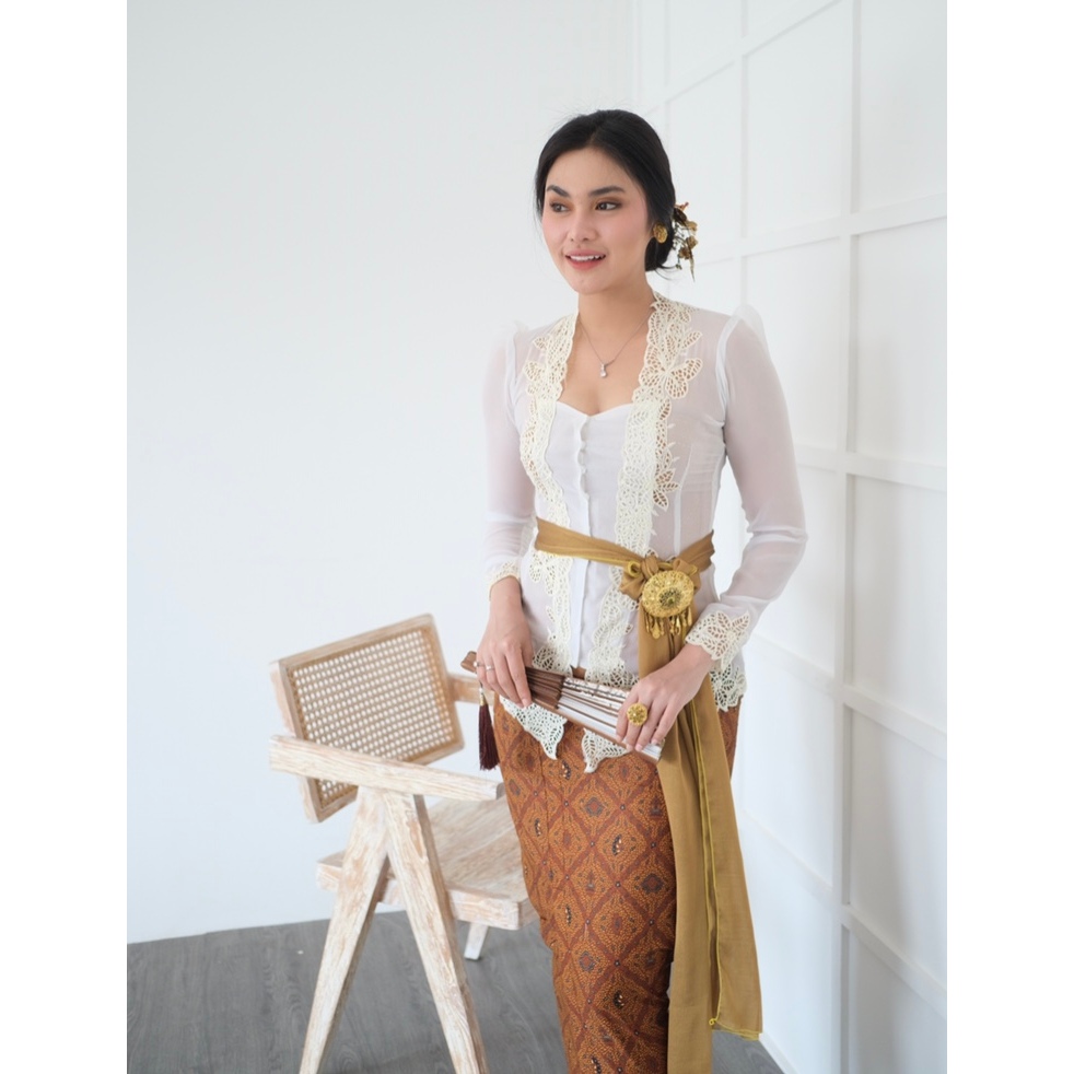 Premium embroidered fabric || Kebaya fabric, uniform encim openwork ...