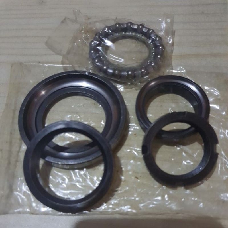 Vespa PIAGGIO MATIC SPRINT PRIMAVERA LX S LXV IGET GTS SET Top And ...