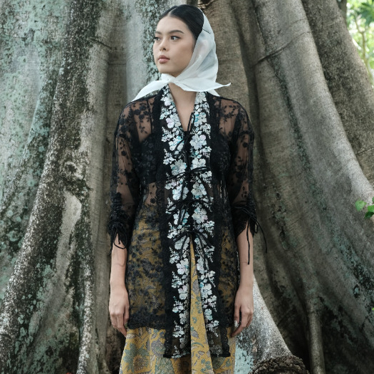Mera and Jenar - Wanari Top (NOT including inner) | Shopee Malaysia