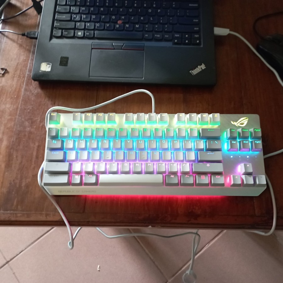 Rog Strix Scope NX TKL Moonlight White KEYBOARD | Shopee Malaysia