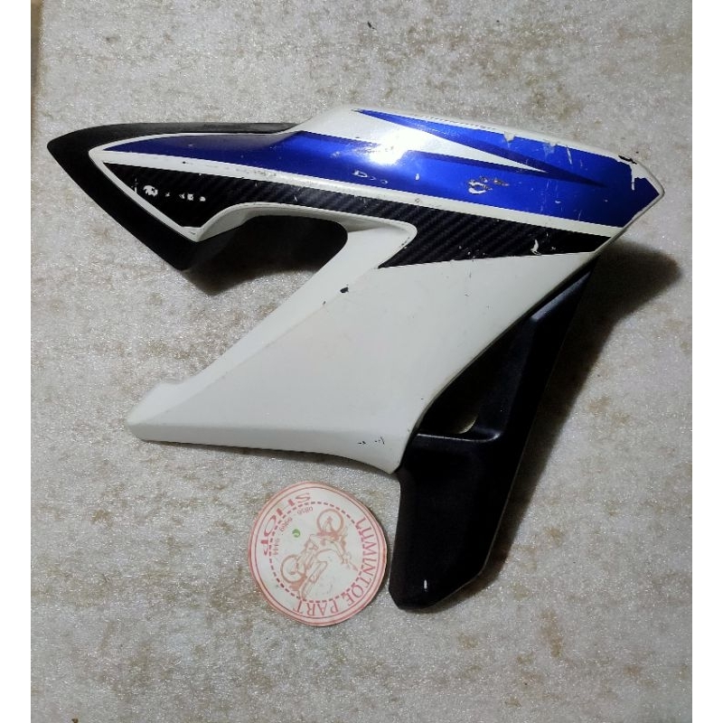 Original old Honda cb150R tank wing cover | Shopee Malaysia