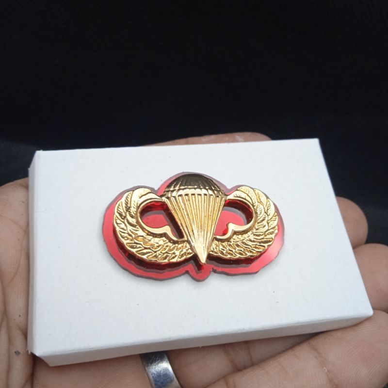 Brevet wing pin air bone airbone basic mica tni ad | Shopee Malaysia
