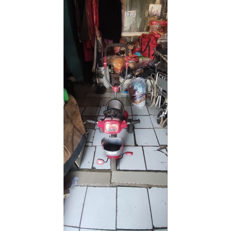 Family PREMIUM F860J 3-wheel Bike STROLLER | Shopee Malaysia