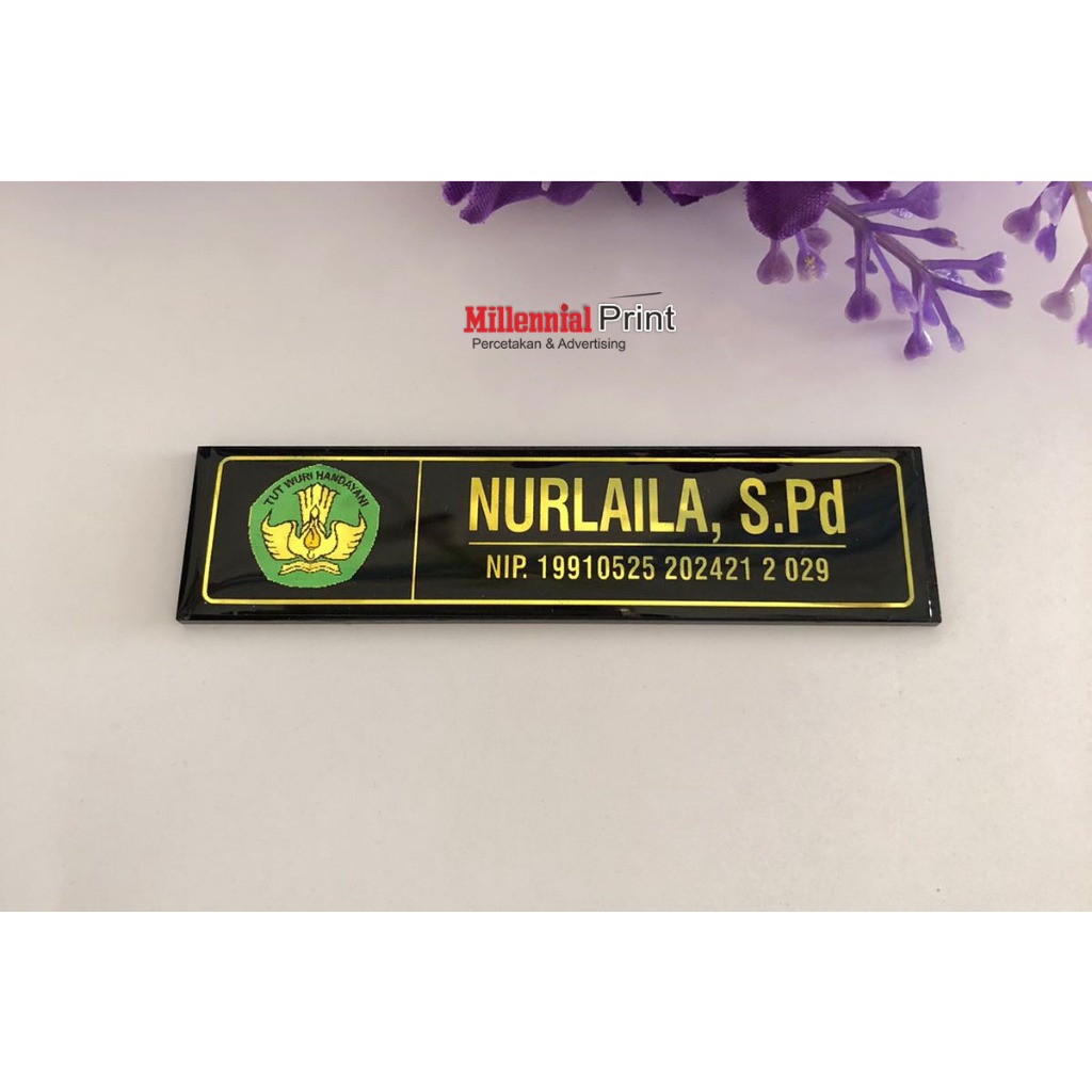 Nametag - name Pin - chest name tag - acrylic name tag / name brooch ...
