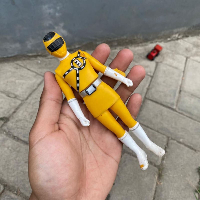 Action figure power ranger action figure super Sentai toqger 3 yellow ...