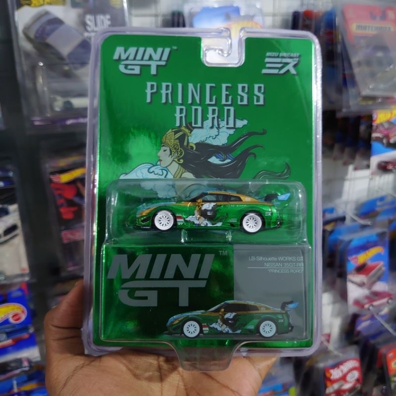 Mini GT LB-Silhouette WORKS GT Nissan 35GT-RR Ver.2 "PRINCESS RORO ...