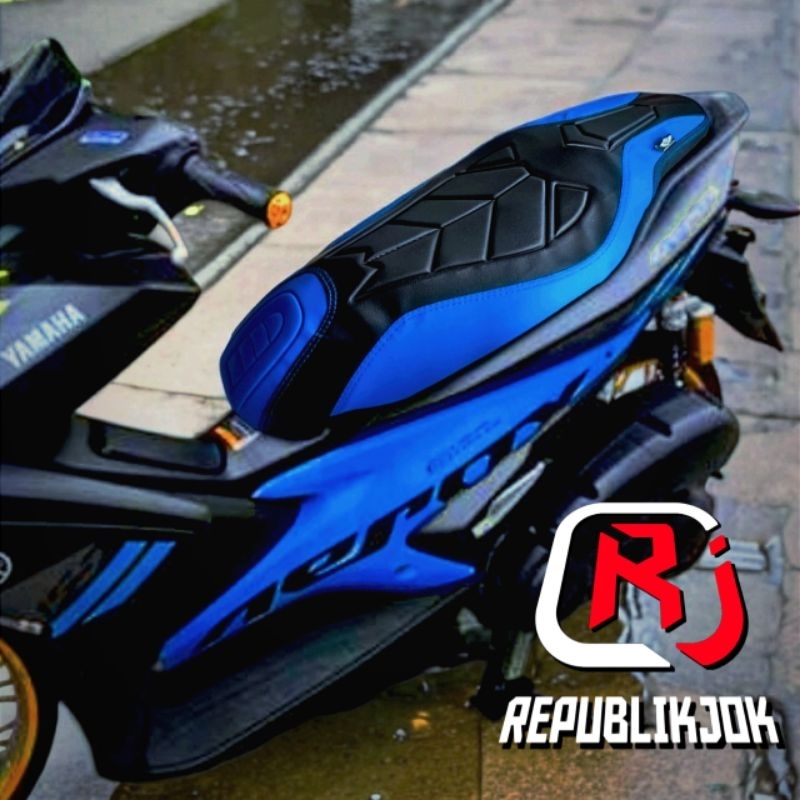 Yamaha AEROX 155 Old Custom European Motorcycle Seat Leather | Shopee ...