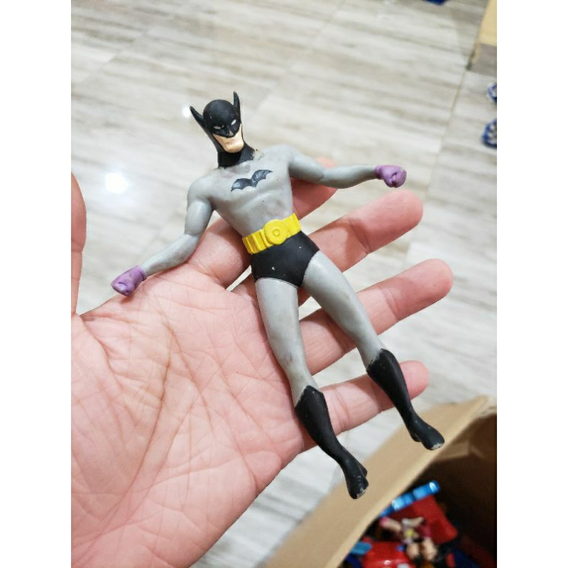 Action FIGURE FIGURE FIGURE BATMAN BATMEN BETMEN BETMAN FLEXIBLE LEGS ...