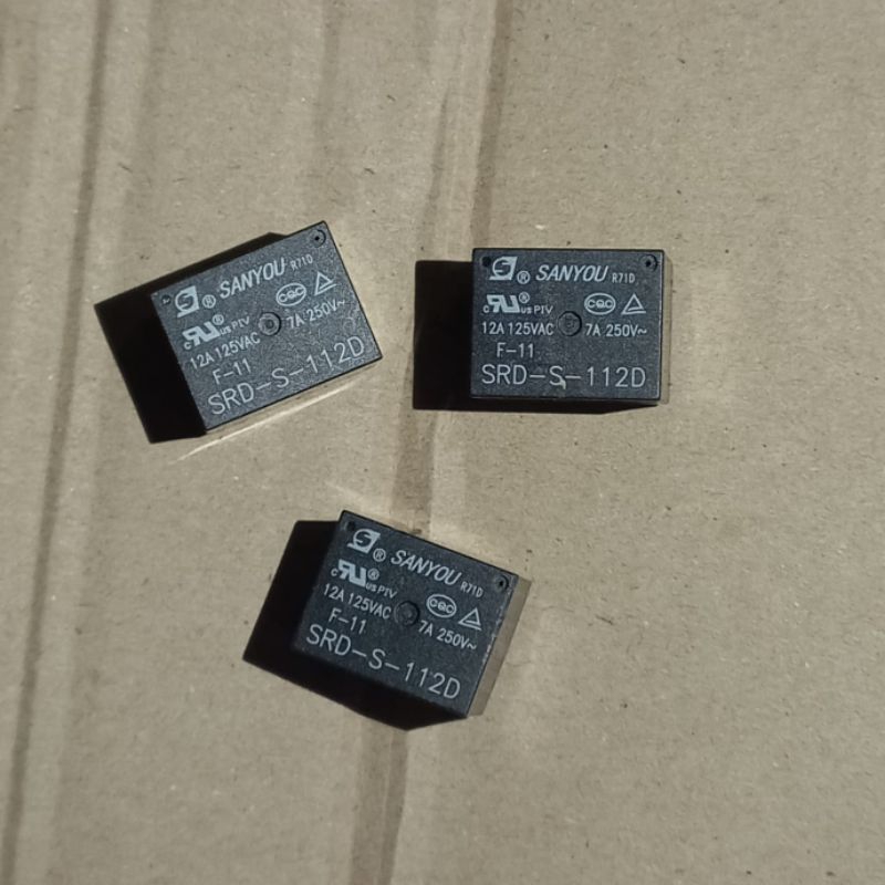 Relay 5pin 12A-125 Vac, 7A-250V | Shopee Malaysia
