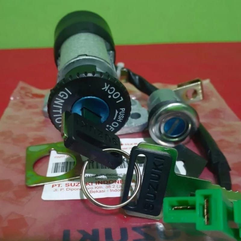 Suzuki Smash ignition key with seat lock | Shopee Malaysia