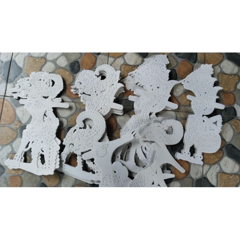 Contains 2 plain white raw puppets for learning Gatotkaca bima anoman ...