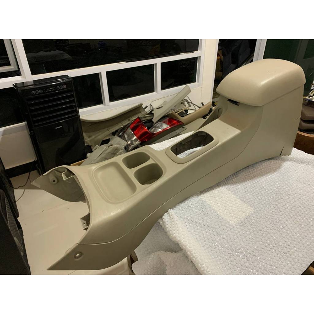 Console Consul Box Panel Transmission Toyota Innova Lama Matic Original ...