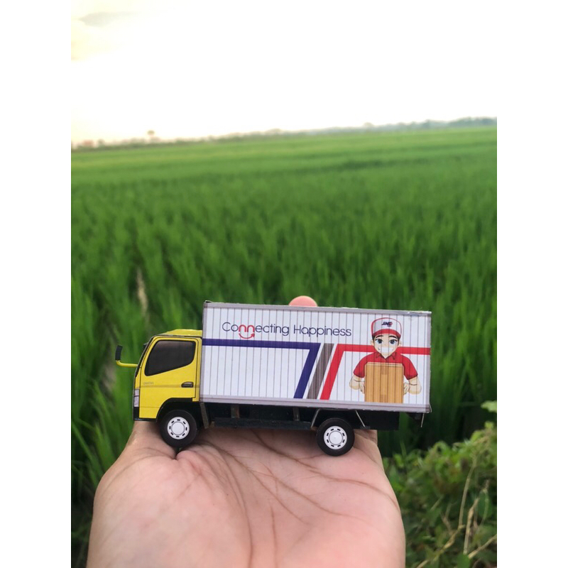 Expedition Canter Box Truck Miniature | Shopee Malaysia
