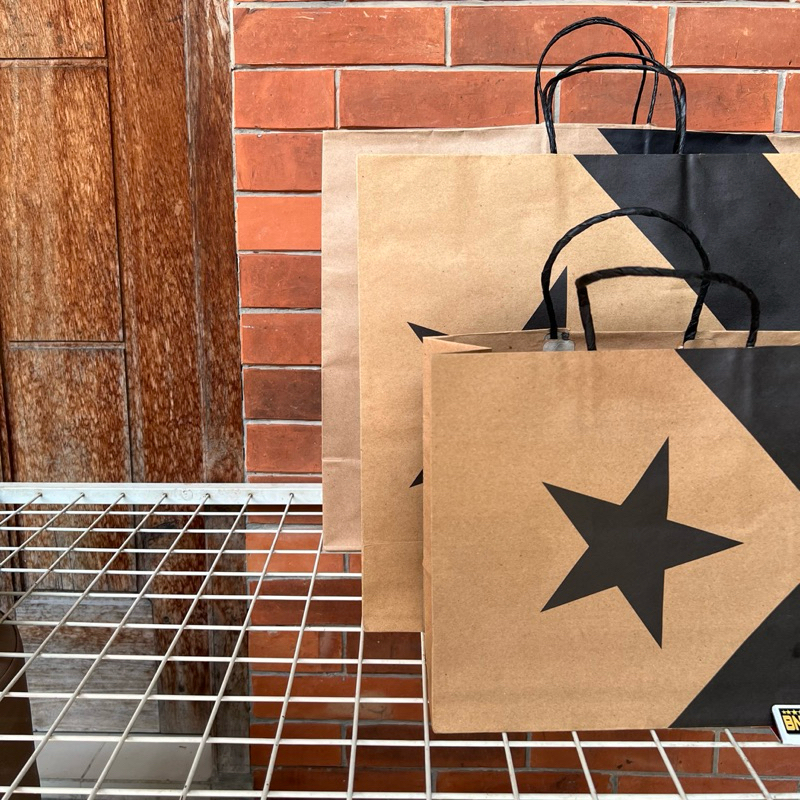 OFFICIAL ORIGINAL CONVERSE PAPER BAG | Shopee Malaysia
