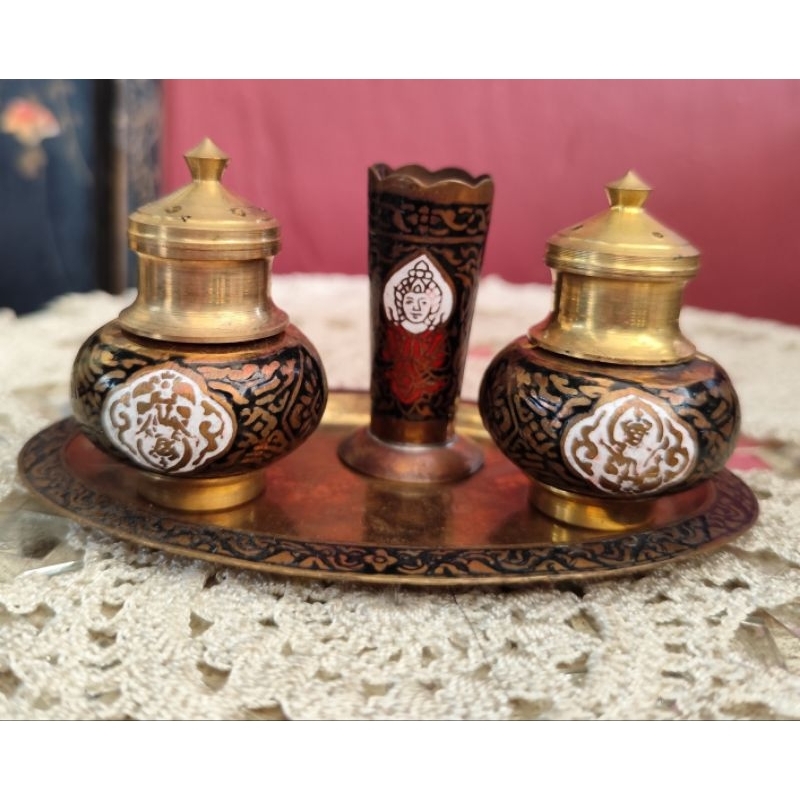 Vintage display of rare antique Indian brass. Classic salt shaker 1set ...