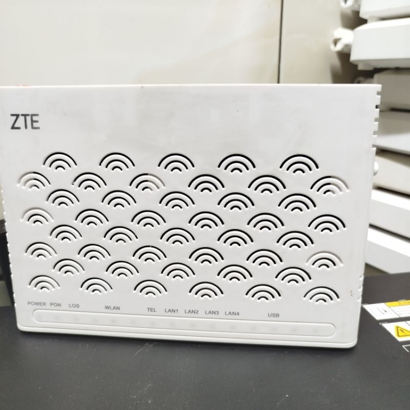 ZTE ZXHN F660 V6 GPON complete with adapter | Shopee Malaysia