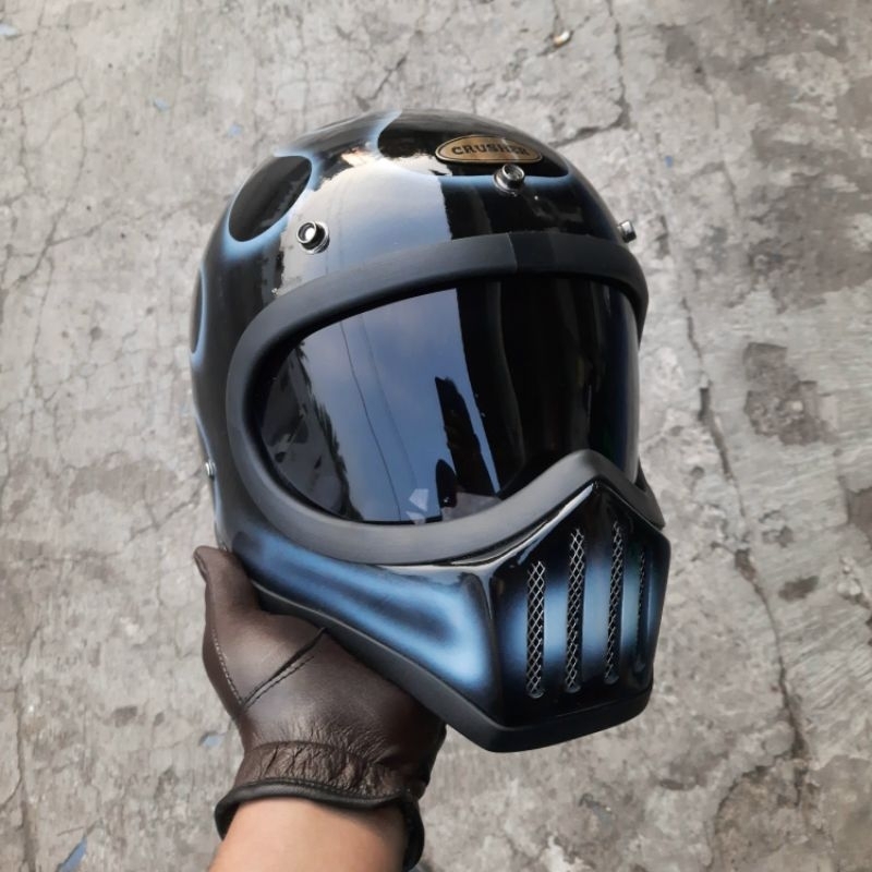 Cakil Black Mamba Glossy custom Helmet by @crushercustoms Vintage ...
