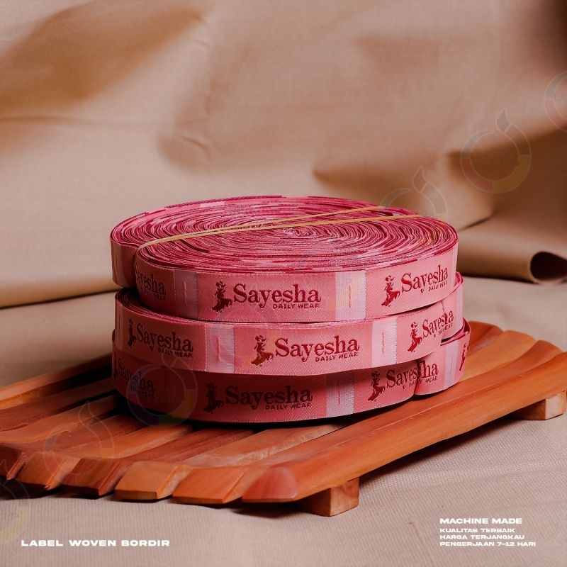 Embroidered Clothes Labels 2x5 cm Custom Embroidered Labels Embroidered ...