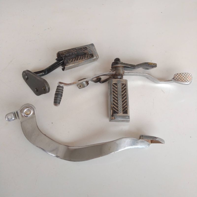 Front FOOTSTEP STEP SATRIA FU 150 FACELIFT ORIGINAL CARBURE COPOTAN SET ...