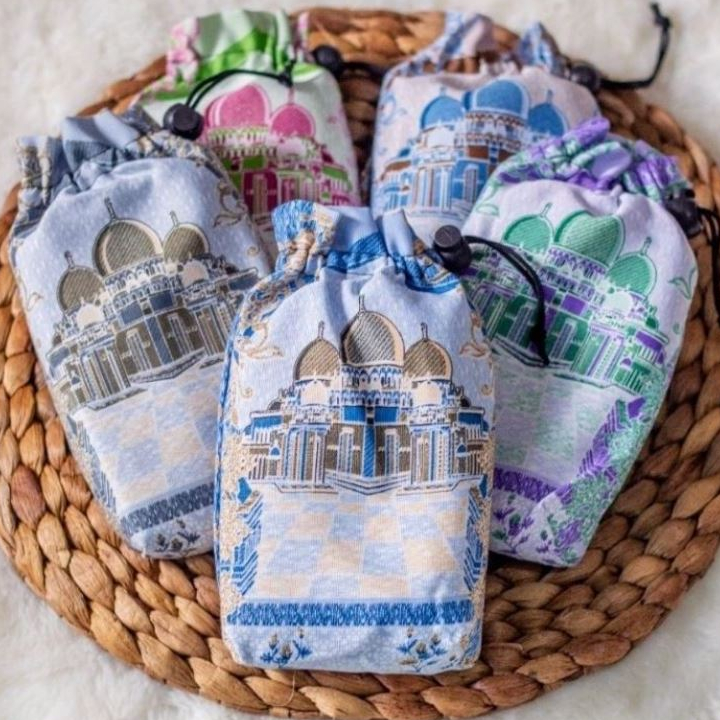 Beautiful travel pouch Prayer Rug/Hajj Prayer Rug/tahlilan Prayer Rug ...