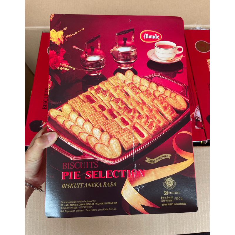 MERAH Agent distributor Of Snacks snack hampers lebaran Biscuits Cans ...