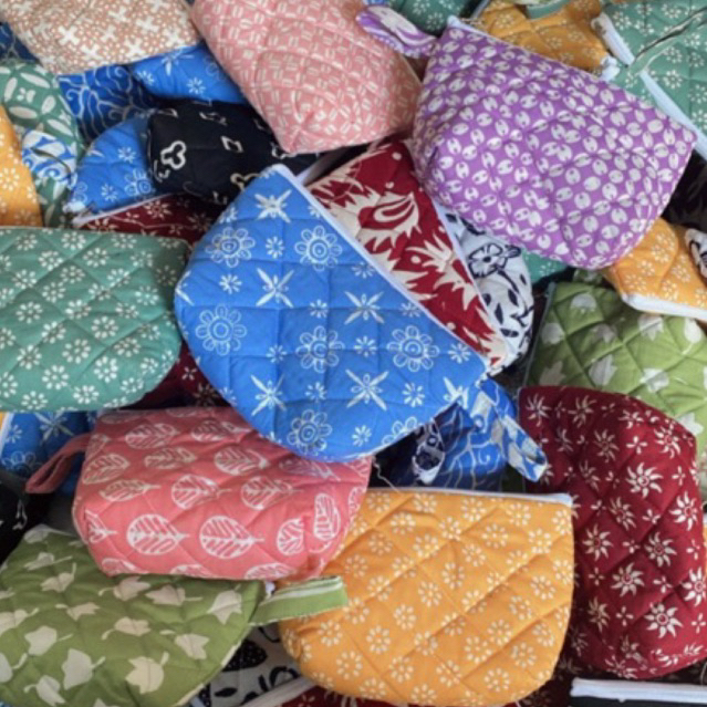 Cap BATIK POUCH WALLET / WEDDING SOUVENIR / BIRTHDAY GIFT | Shopee Malaysia