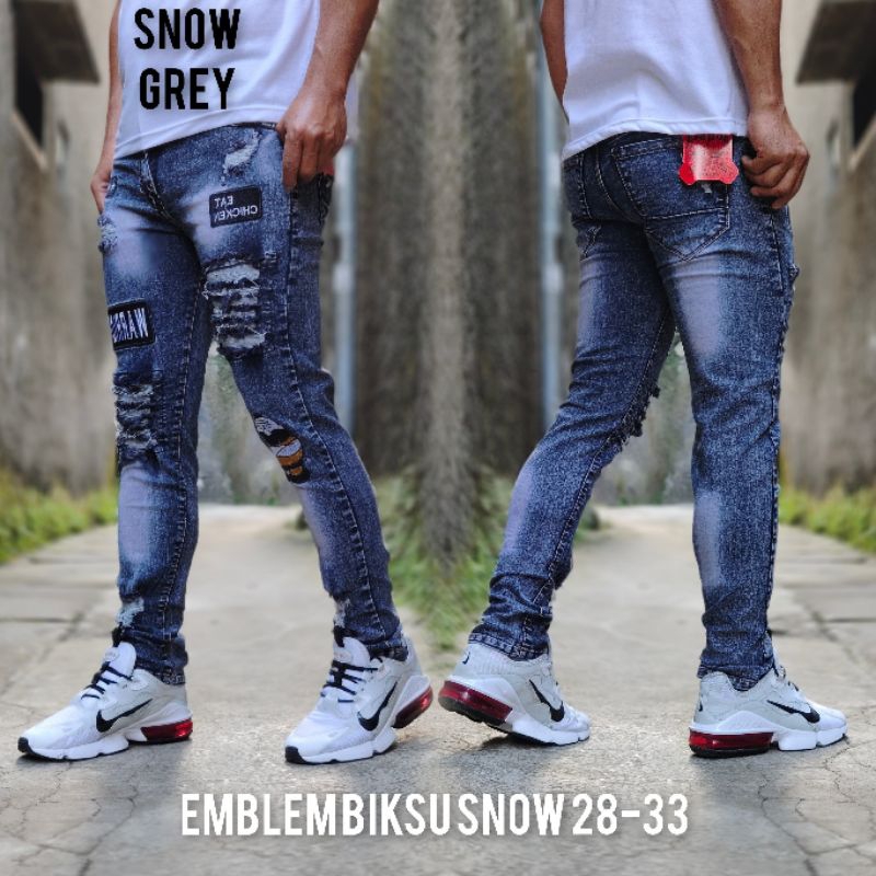 Sopjeans Embroidered Emblem Ripped Knee Emblem Not See Through skinny ...