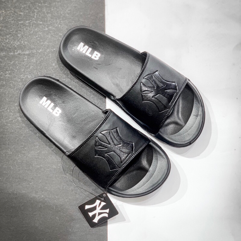 Mlb LOGO FULL BLACK SANDAL | Shopee Malaysia