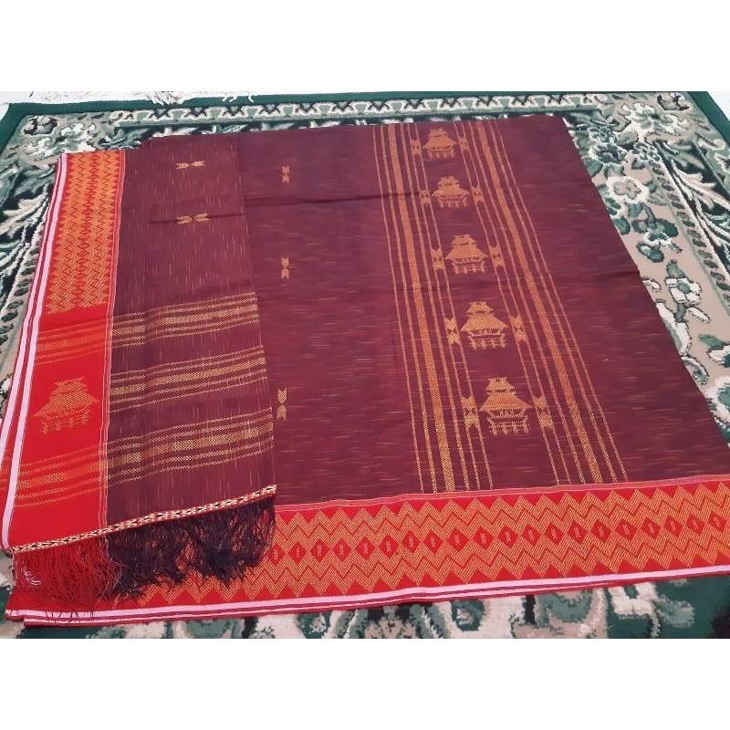 MERAH Karo Maroon Songket Set with Red legot side Traditional house ...