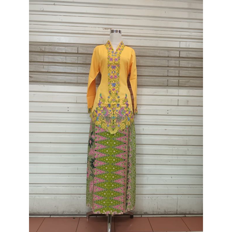 PUTIH Modern Long Sleeve Brocade Kebaya Embroidery Jumbo Modern Betawi ...