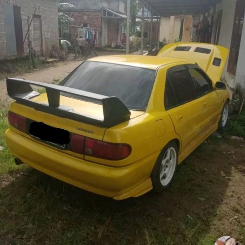 Lancer Evo 3 Spoiler split model | Shopee Malaysia