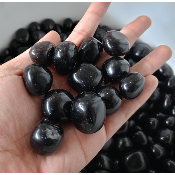 Natural Stone Black Obsidian Tumble 2-3 cm 100 grams Pack | Shopee Malaysia