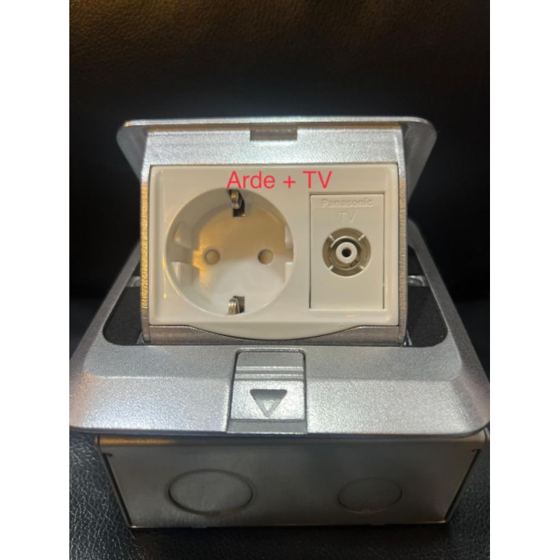 Panasonic Ground Floor Socket+panasonic TV Socket WEJ2501 | Shopee Malaysia