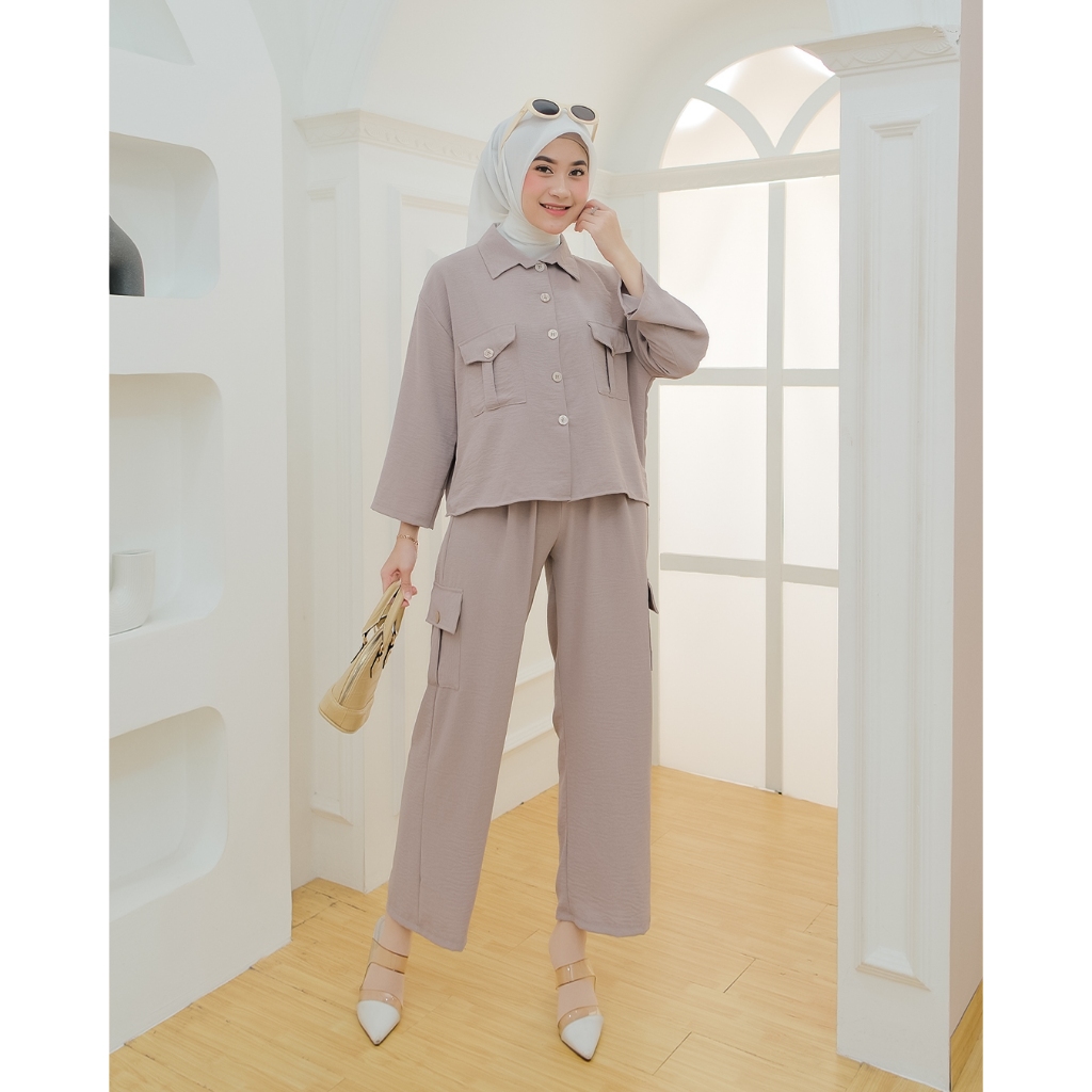 Contemporary Women's Cargo Pants Suit - The latest set | Shopee Malaysia