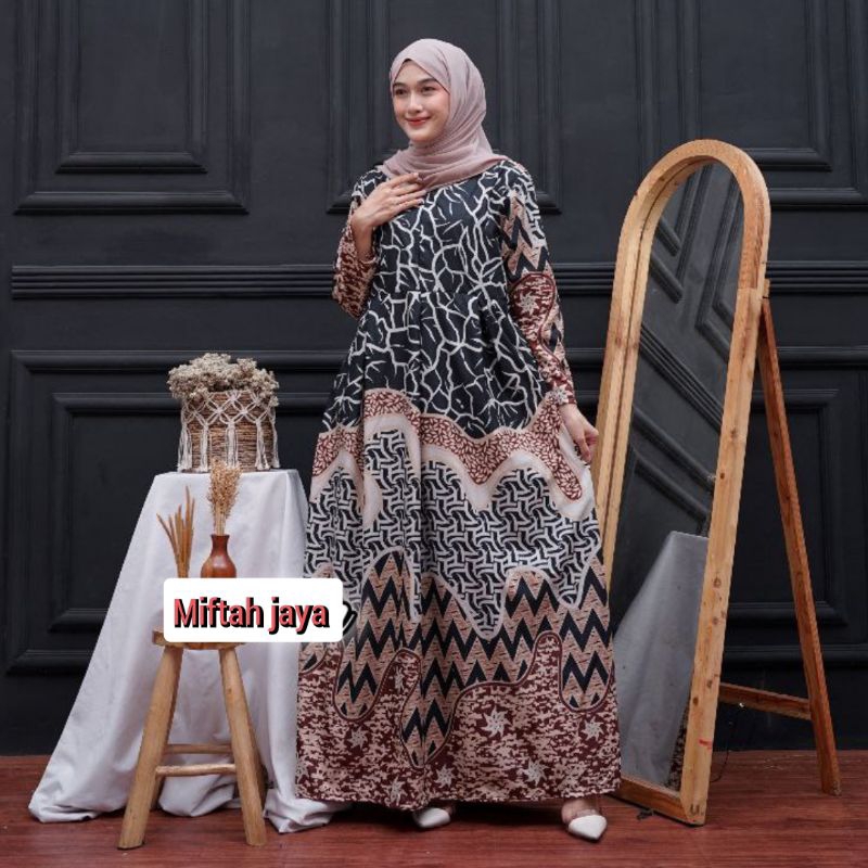 (FREE Shipping) Latest Indonesian Batik Gamis Motifs 2024 Standard and ...