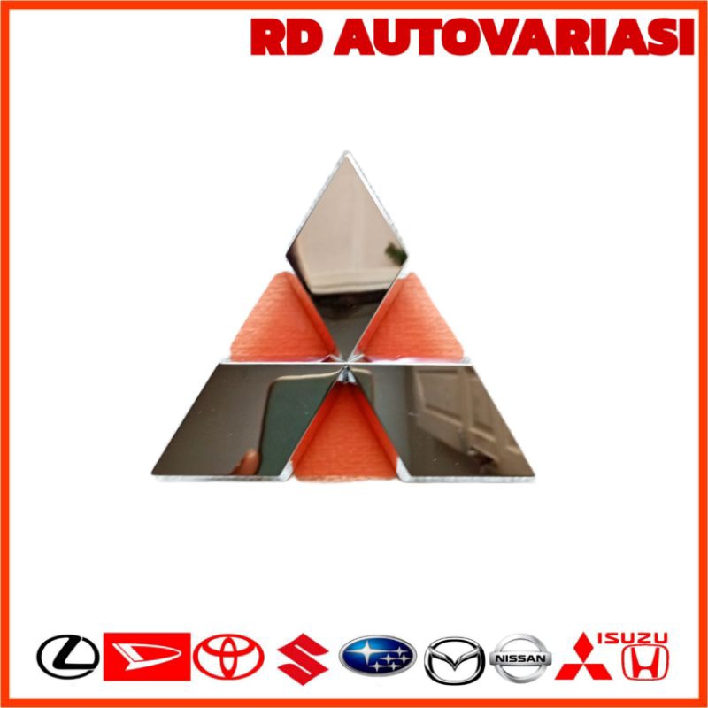 Mitsubishi Three Diamond Rear Emblem Logo Pajero spot / Xpander ...